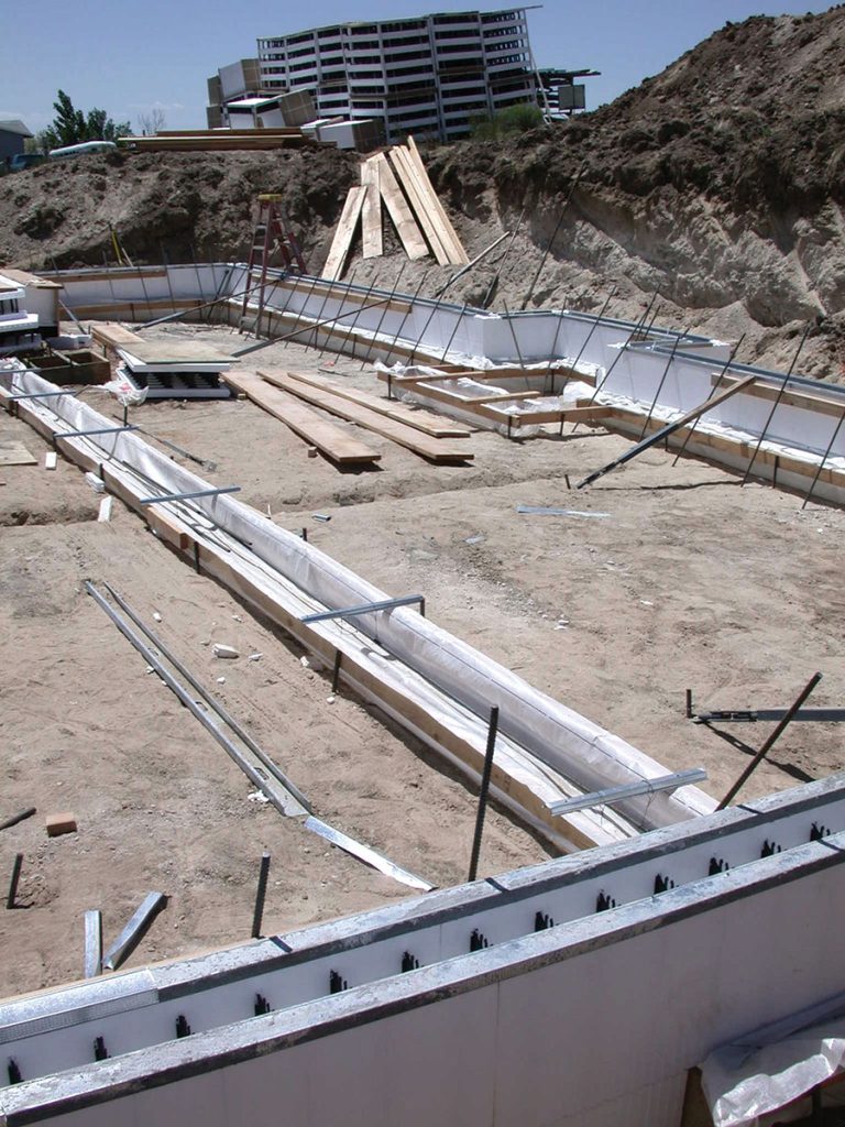 Wet-Setting the First Course | ICF Builder Magazine