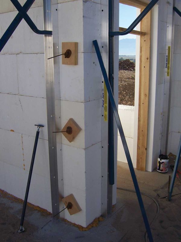 ICF Tips: Reinforcing with Pencil Rod Bracing | ICF Builder Magazine